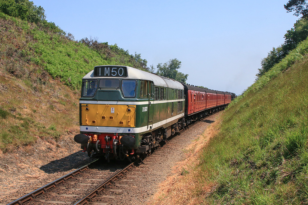 BR Mark 1 (Suburban) Set – North Norfolk Railway